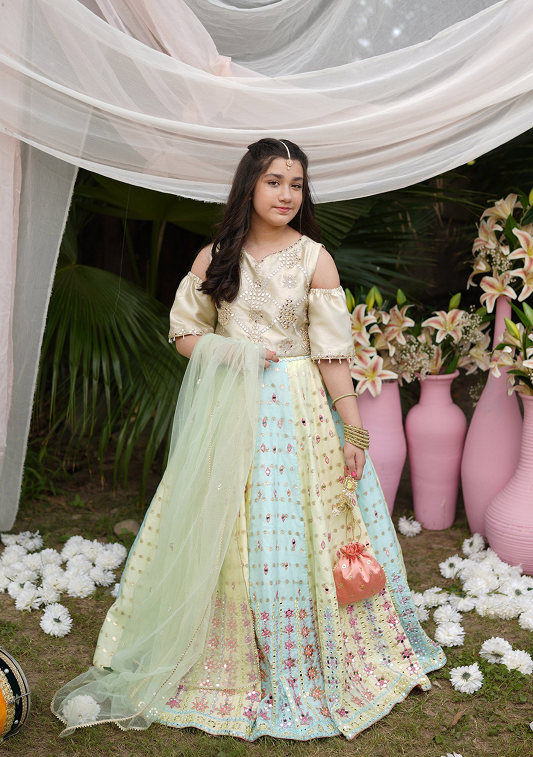 Girls – Page 3 – Azah Studio